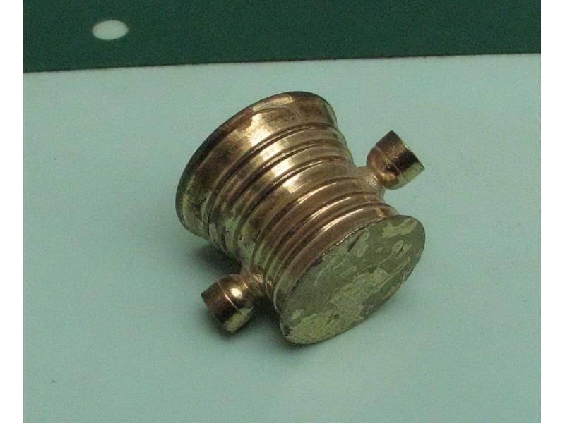 = Metalna minijatura - Posuda - 2,1 x 3cm