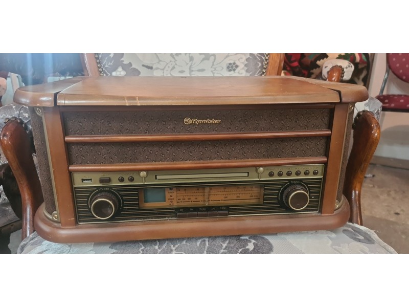 Retro radio aparat
