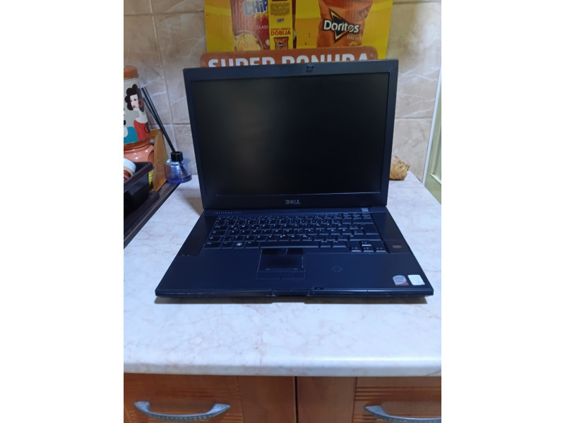 Laptop Dell PP30L