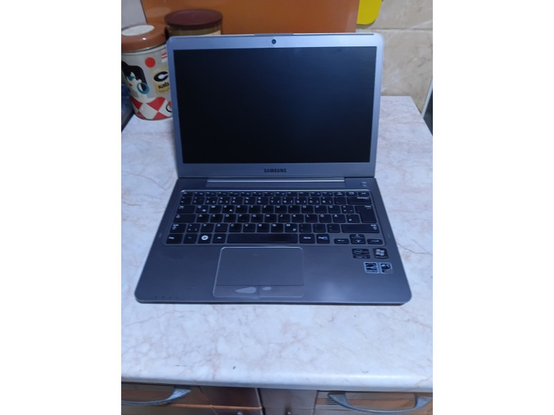 Laptop Samsung 530U