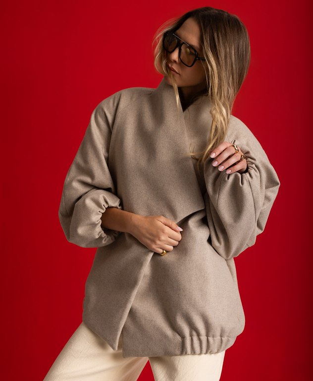 beige oversized jacket