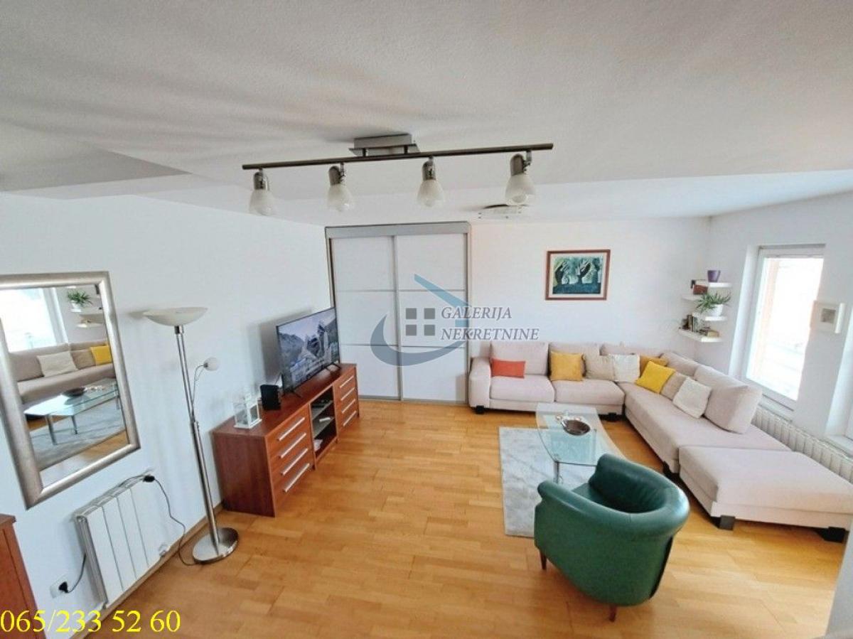 Trosoban stan za izdavanje, Tašmajdan, Beograd, 90m², 1.150 €/mes