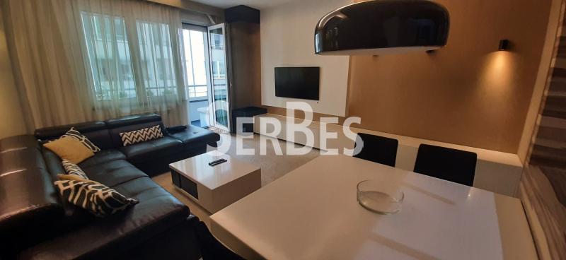 Trosoban stan za izdavanje, Bulevar Oslobođenja, Novi Sad, 91m², 1.300 €/mes