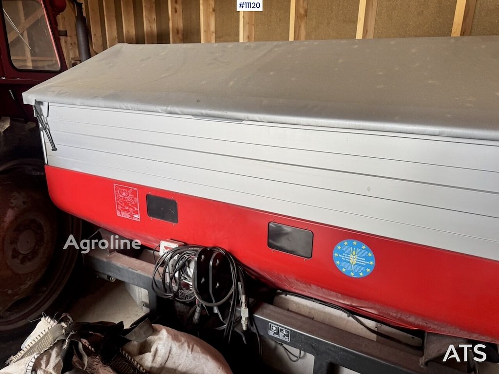 Kverneland CL1100 nošeni rasipač