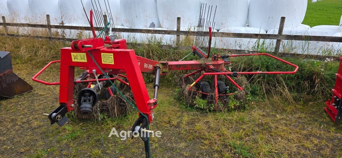 Prodaje se Fransgård 2023 Fransgård RV-390 to-river, pto-aksling prevrtač sena na aukciji