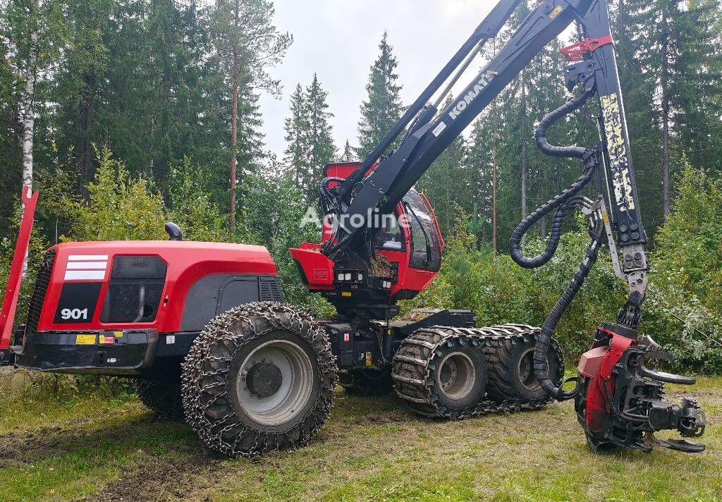 Komatsu 901 harvester