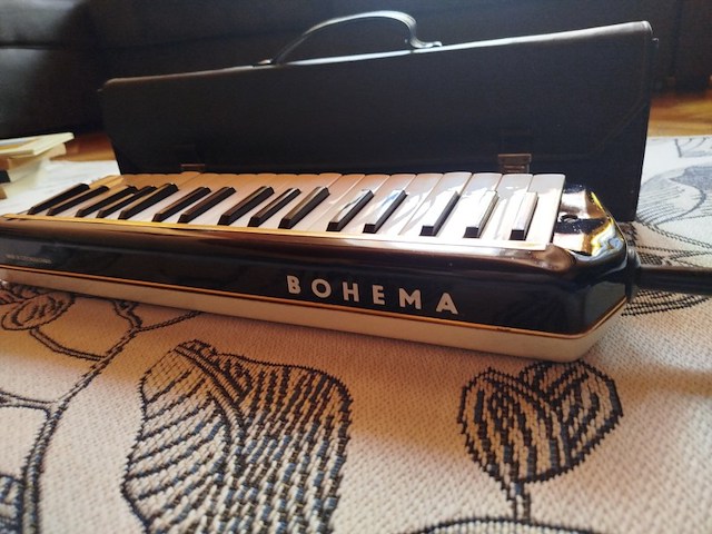 Profesionalna melodika Bohema 36