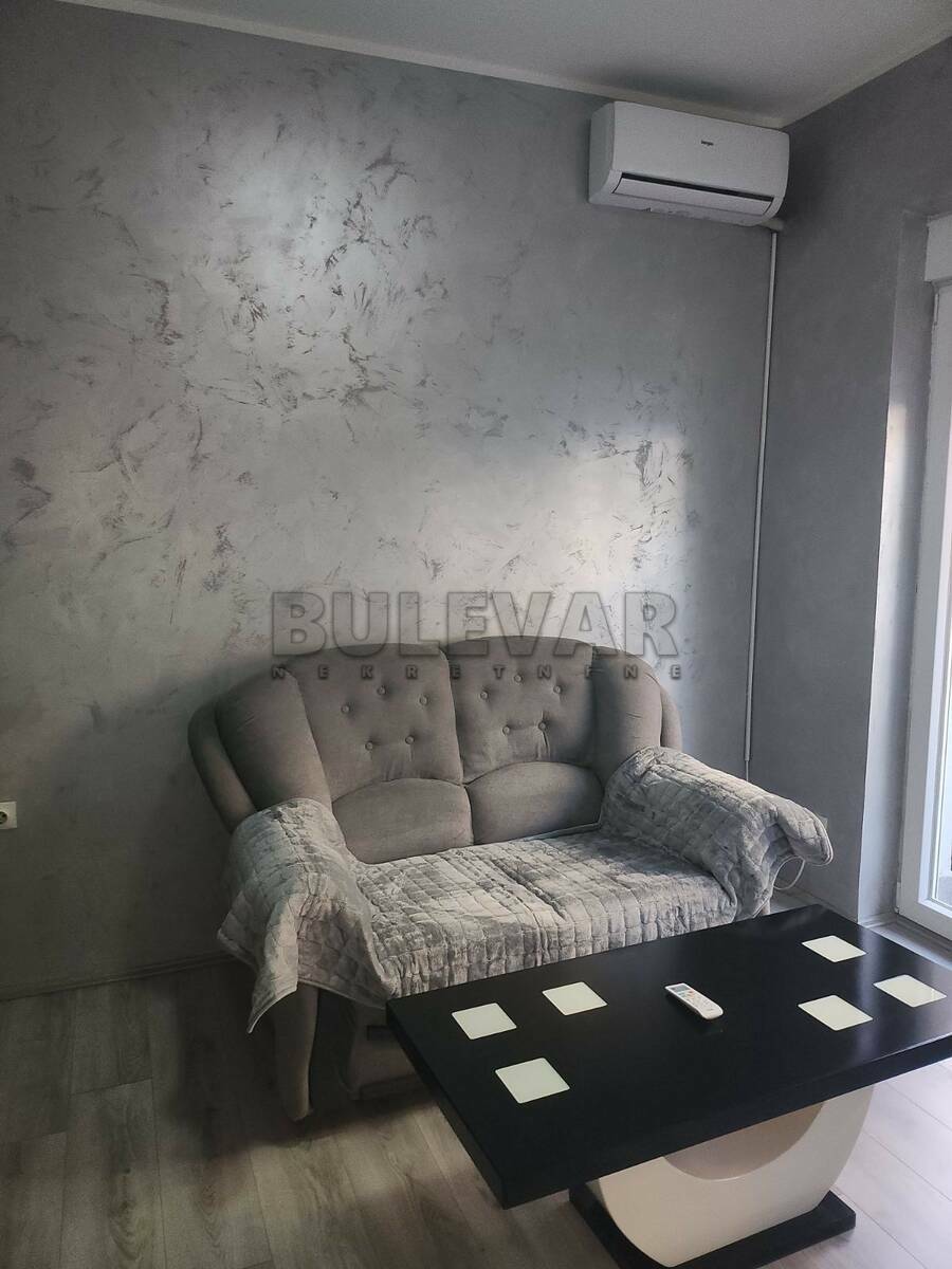 Kuća, Niš – Gornji Matejevac | Izdavanje · 350m² · 350.000€