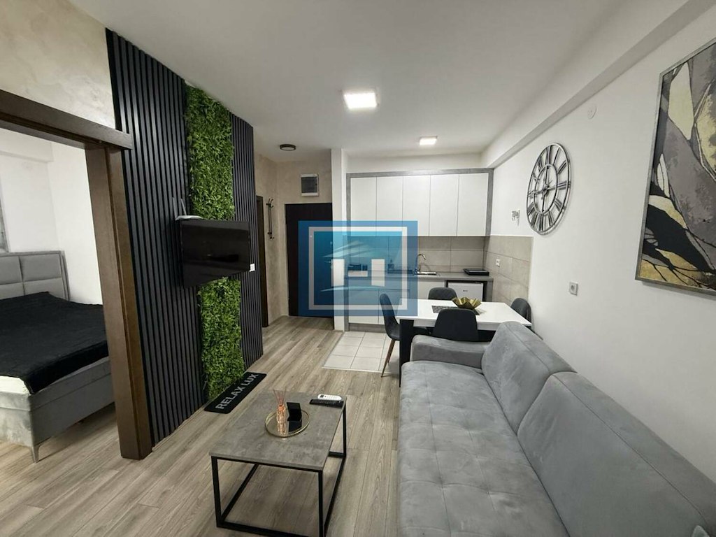 Jednoiposoban stan, Jagodina | Izdavanje · 28m² · 250€