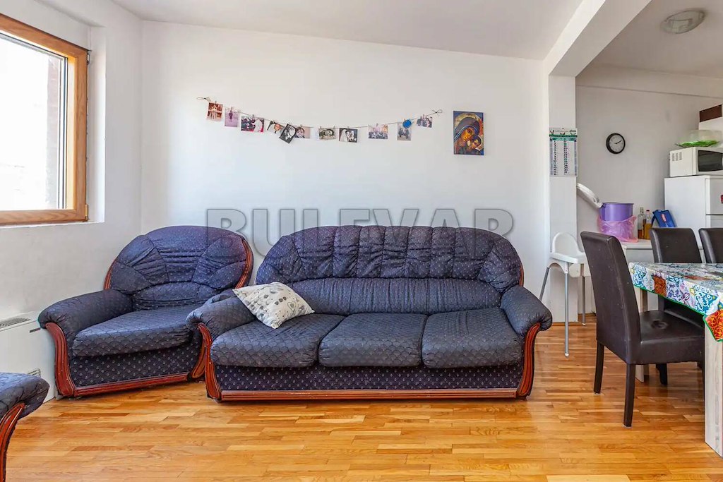 Dvoiposoban stan, Niš – Crveni pevac | Izdavanje · 81m² · 600€