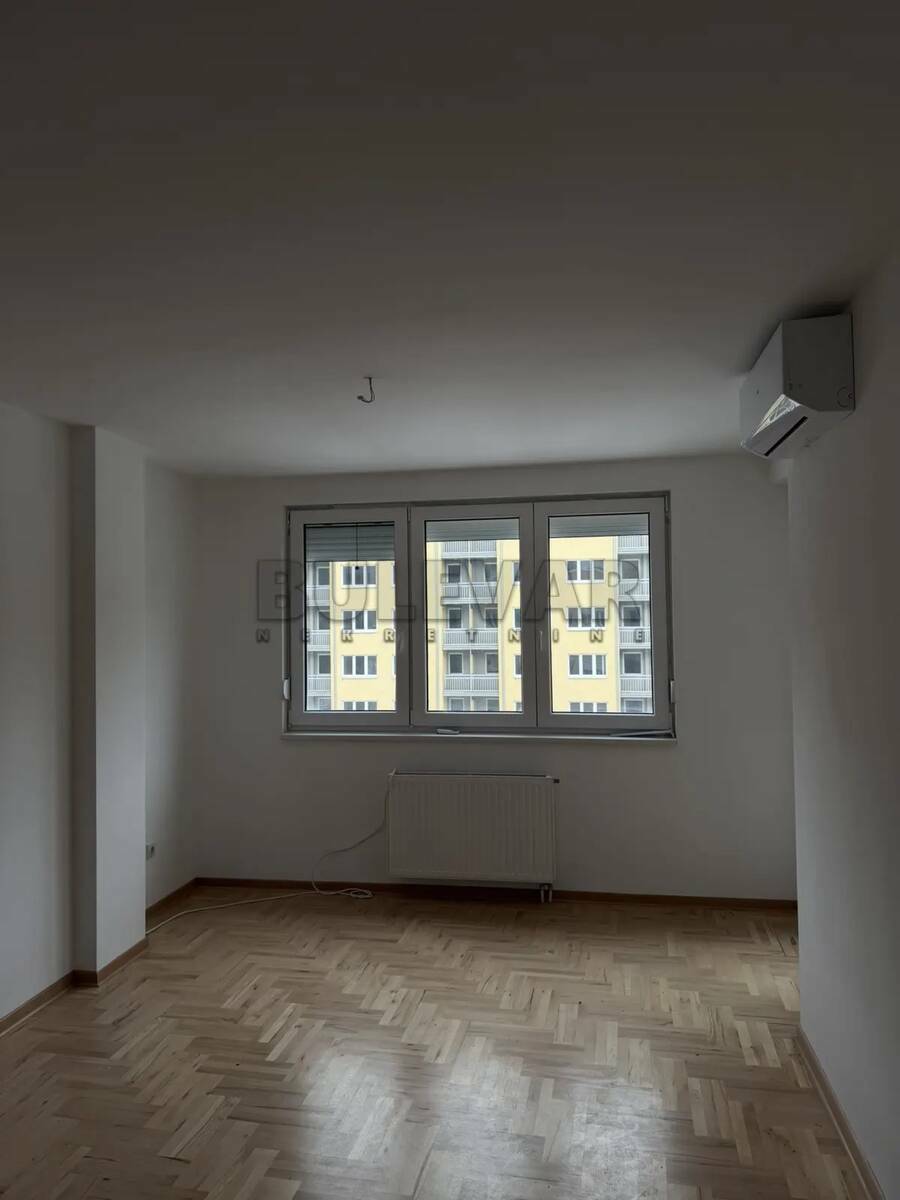 Dvoiposoban stan, Niš – Bulevar Nemanjića Zona 3 | Izdavanje · 65m² · 400€
