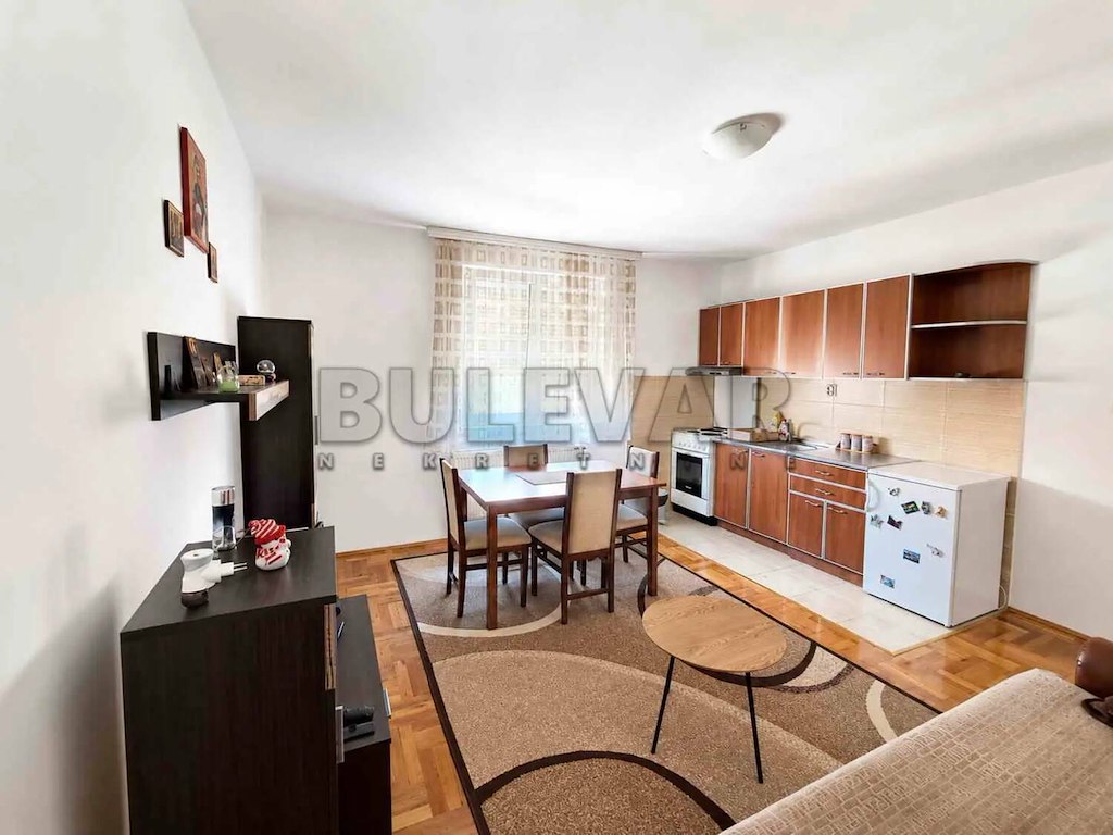 Jednoiposoban stan, Niš – Marger | Izdavanje · 43m² · 370€