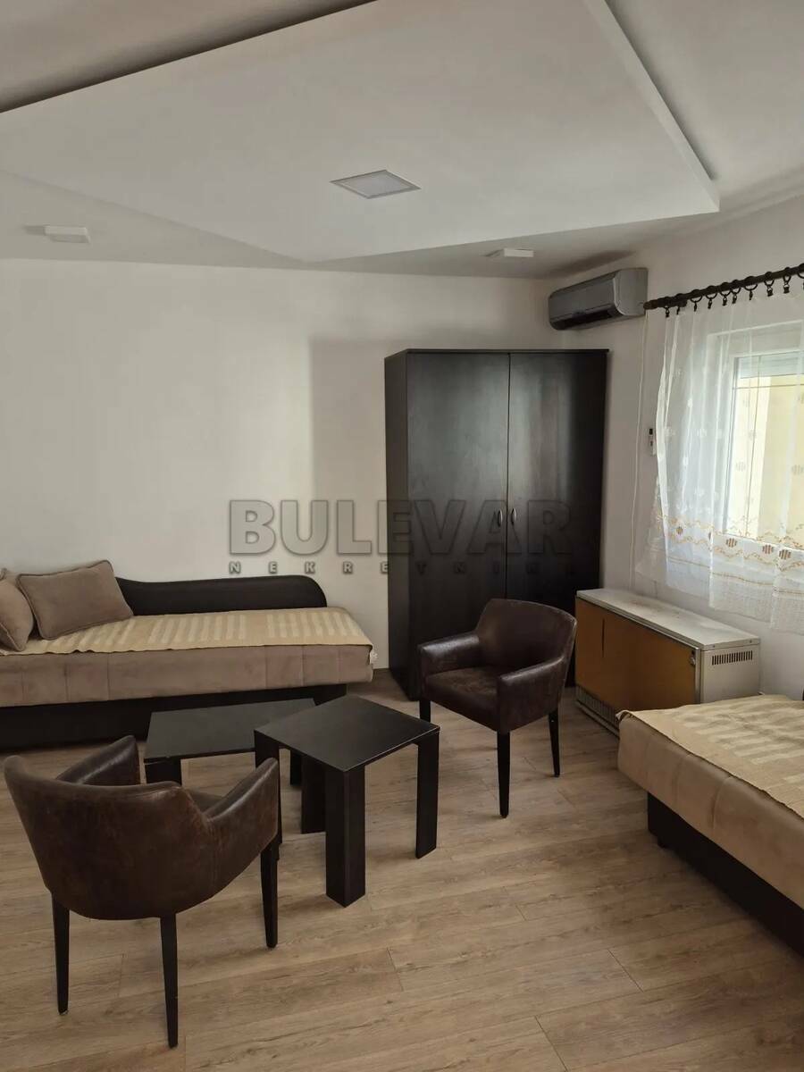 Jednosoban stan, Niš – Obilićev venac | Izdavanje · 22m² · 280€