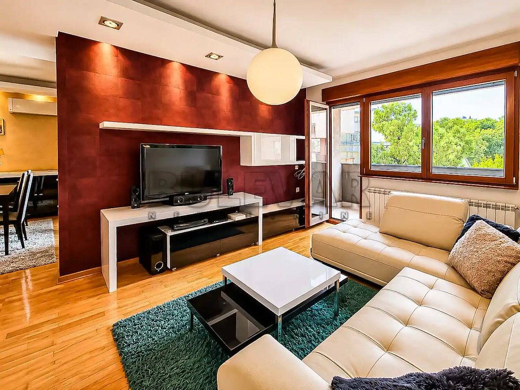Trosoban stan, Niš – Centar | Izdavanje · 79m² · 1.000€