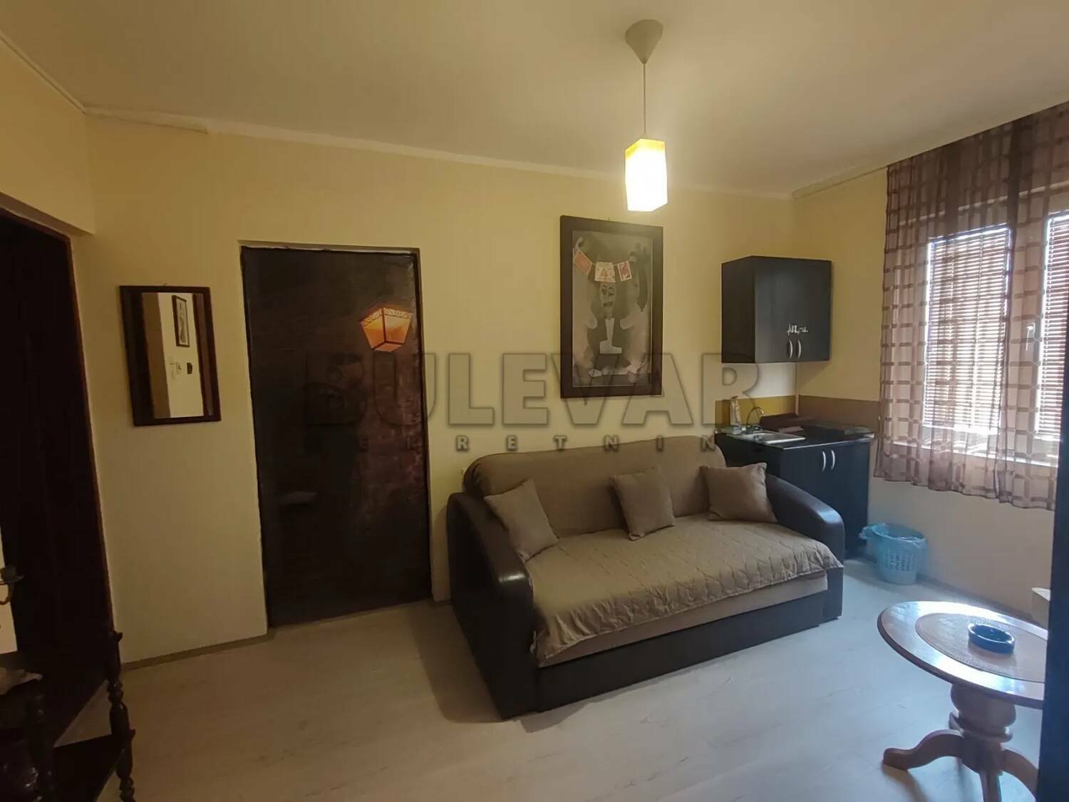 Cetvorosoban stan, Niš – Ledena stena | Izdavanje · 180m² · 375€