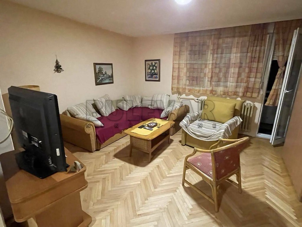 Jednosoban stan, Niš – Bulevar Nemanjića Zona 3 | Izdavanje · 42m² · 300€