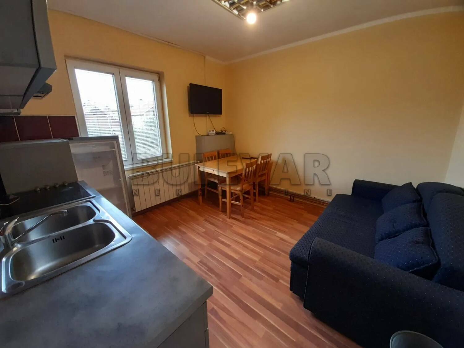 Troiposoban stan, Niš – Donja Vrežina | Izdavanje · 45m² · 350€