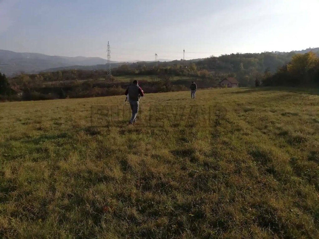 Plac, Niš – Apelovac | Izdavanje · 12820m² · 321.000€