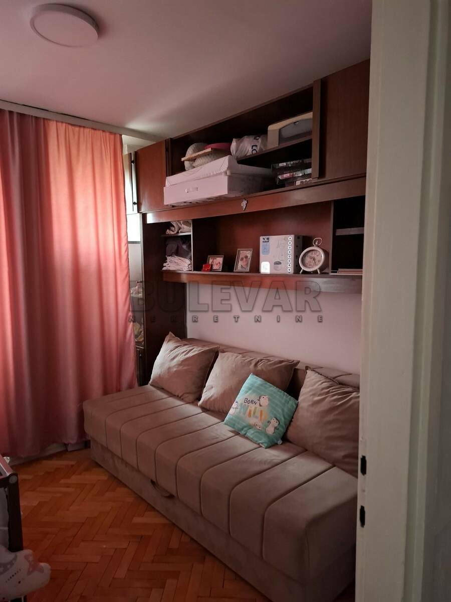 Poslovni prostor / Lokal, Niš – Centar | Izdavanje · 300m² · 3.000€