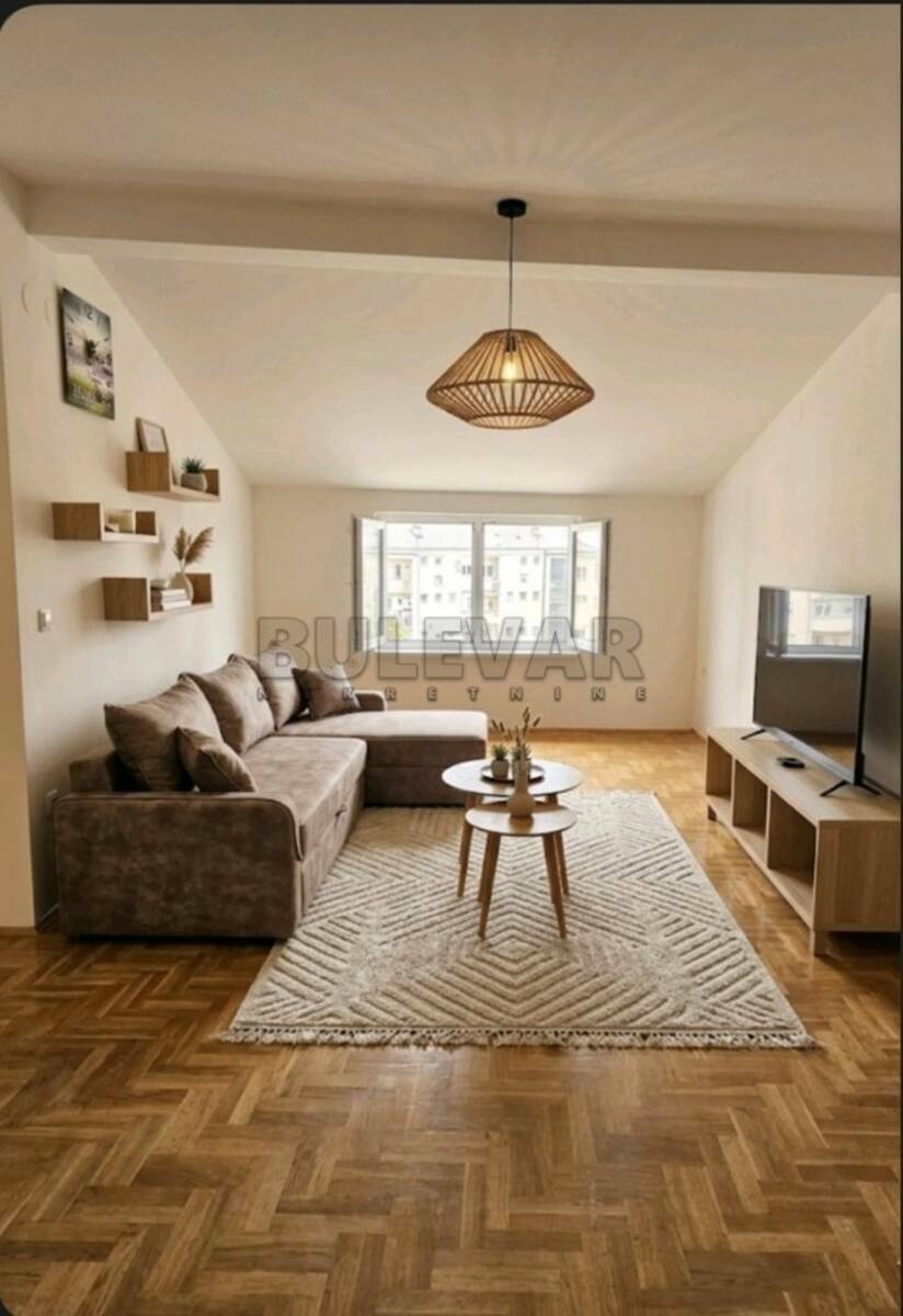 Poslovni prostor / Lokal, Niš – Centar | Izdavanje · 44m² · 600€