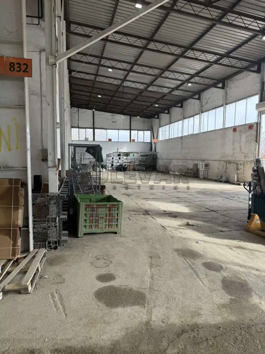 Poslovni prostor / Lokal, Niš – Crveni Krst | Izdavanje · 1500m² · 721.000€