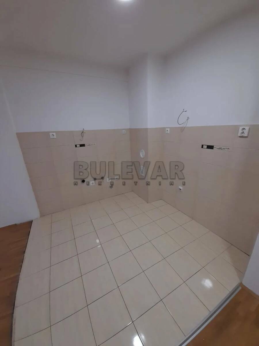 Poslovni prostor / Lokal, Niš – Čair | Izdavanje · 80m² · 550€