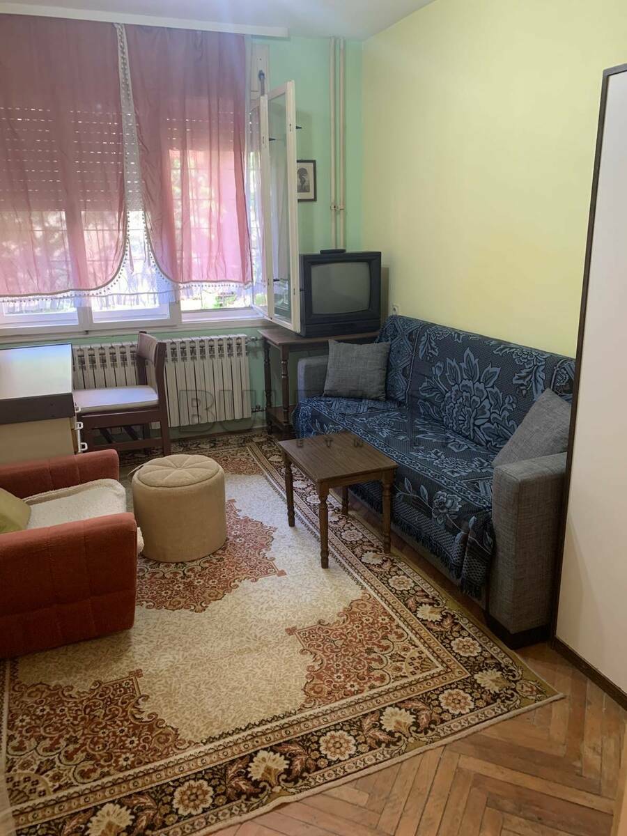 Poslovni prostor / Lokal, Kopaonik – Brzeče | Izdavanje · 34m² · 68.620€