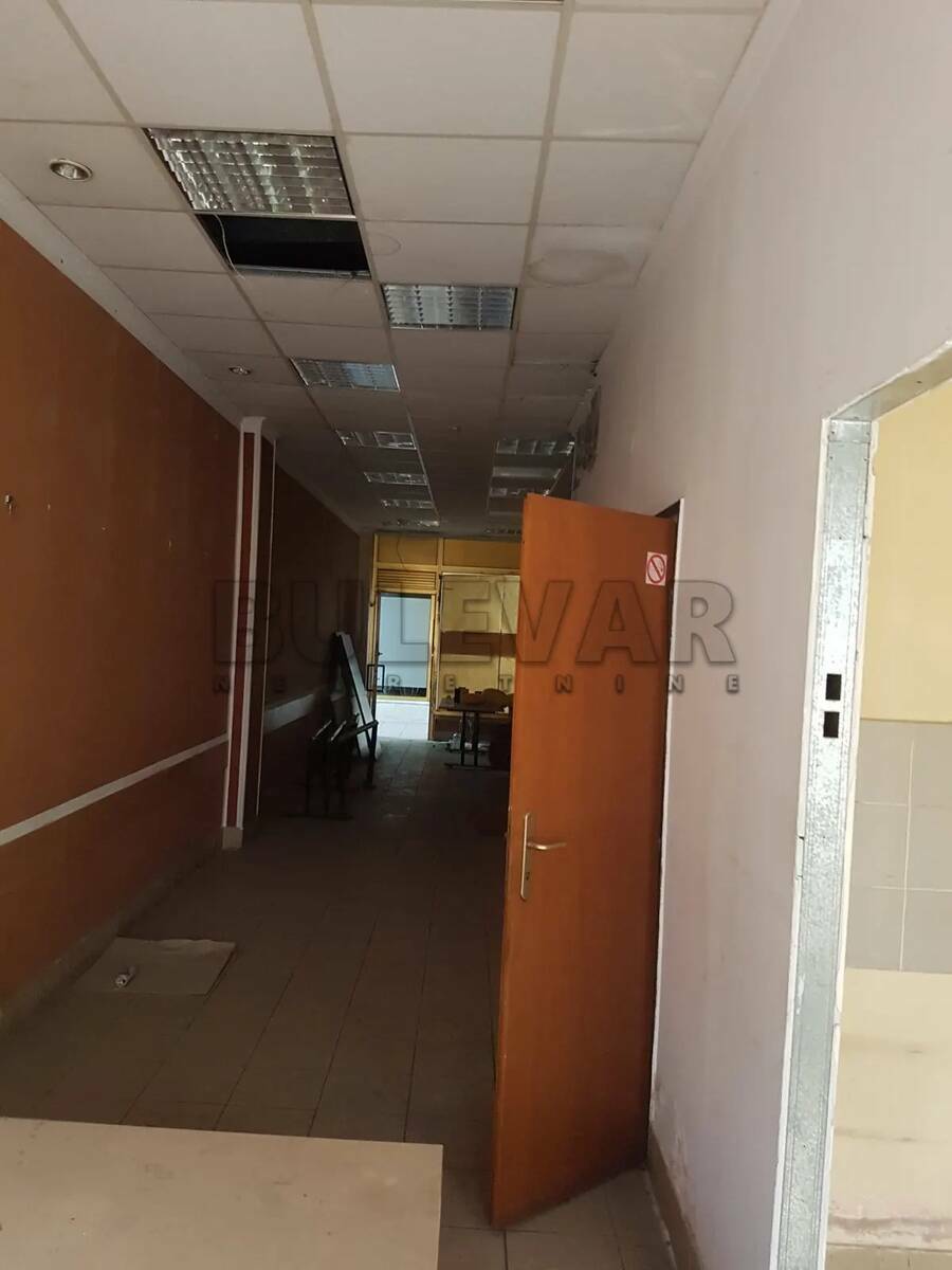 Poslovni prostor / Lokal, Niš – Centar | Izdavanje · 50m² · 73.000€