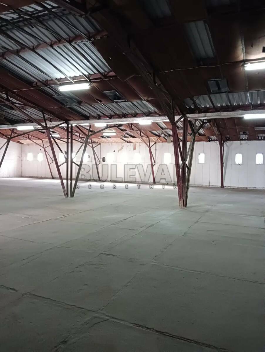 Poslovni prostor / Lokal, Niš – Elektronska | Izdavanje · 1420m² · 3.550€