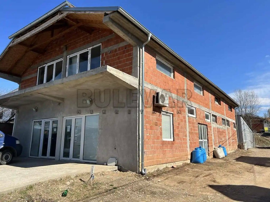 Poslovni prostor / Lokal, Niš – Pasi poljana | Izdavanje · 580m² · 550.000€