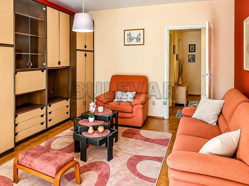 Dvoiposoban stan, Niš – Dom zdravlja | Prodaja · 65m² · 350€