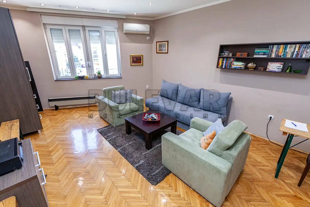 Cetvorosoban stan, Niš – Centar | Prodaja · 140m² · 283.600€