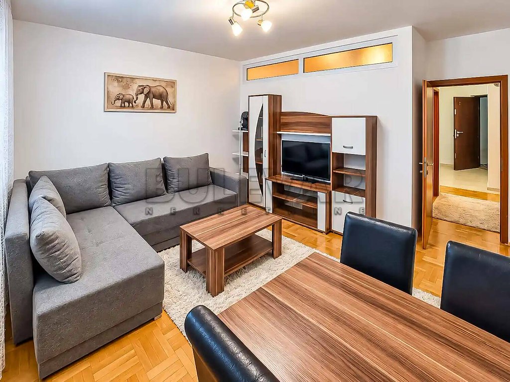 Jednoiposoban stan, Niš – Pravni fakultet | Prodaja · 40m² · 125.000€