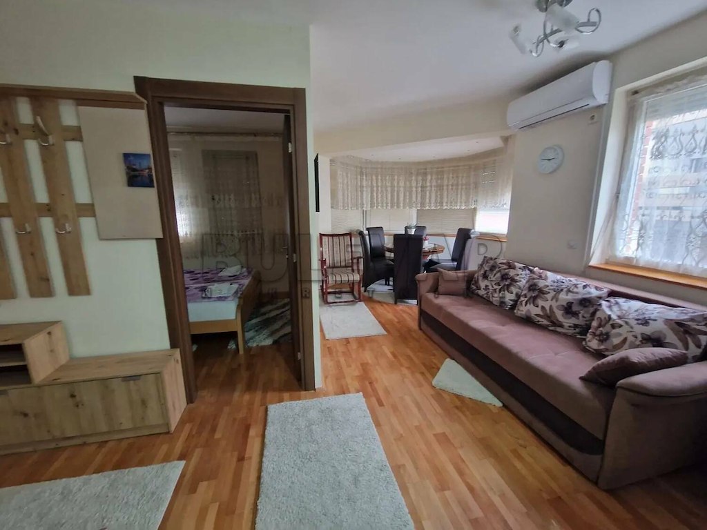 Troiposoban stan, Vrnjačka Banja – Centar | Prodaja · 73m² · 139.200€