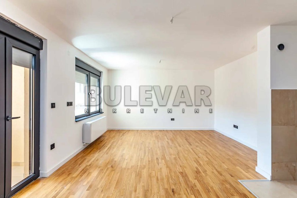Cetvorosoban stan, Niš – Centar | Prodaja · 94m² · 216.400€
