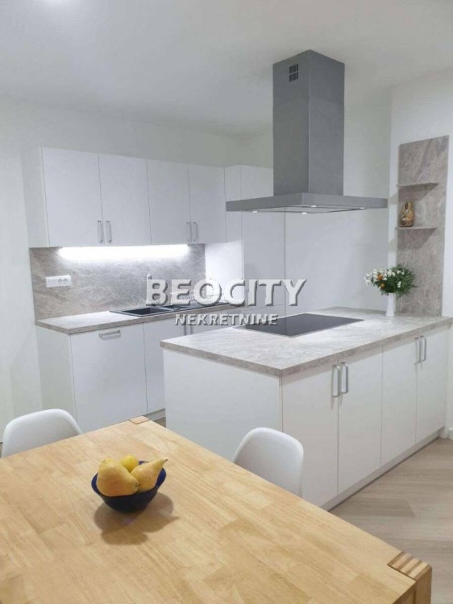 Kuća, Novi Sad – Petrovaradin | Prodaja · 255m² · 399.000€