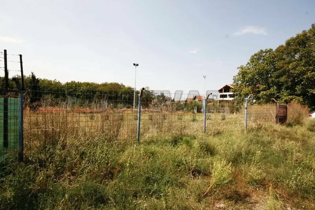 Plac, Niš – Ratko Jović | Prodaja · 2290m² · 141.110€