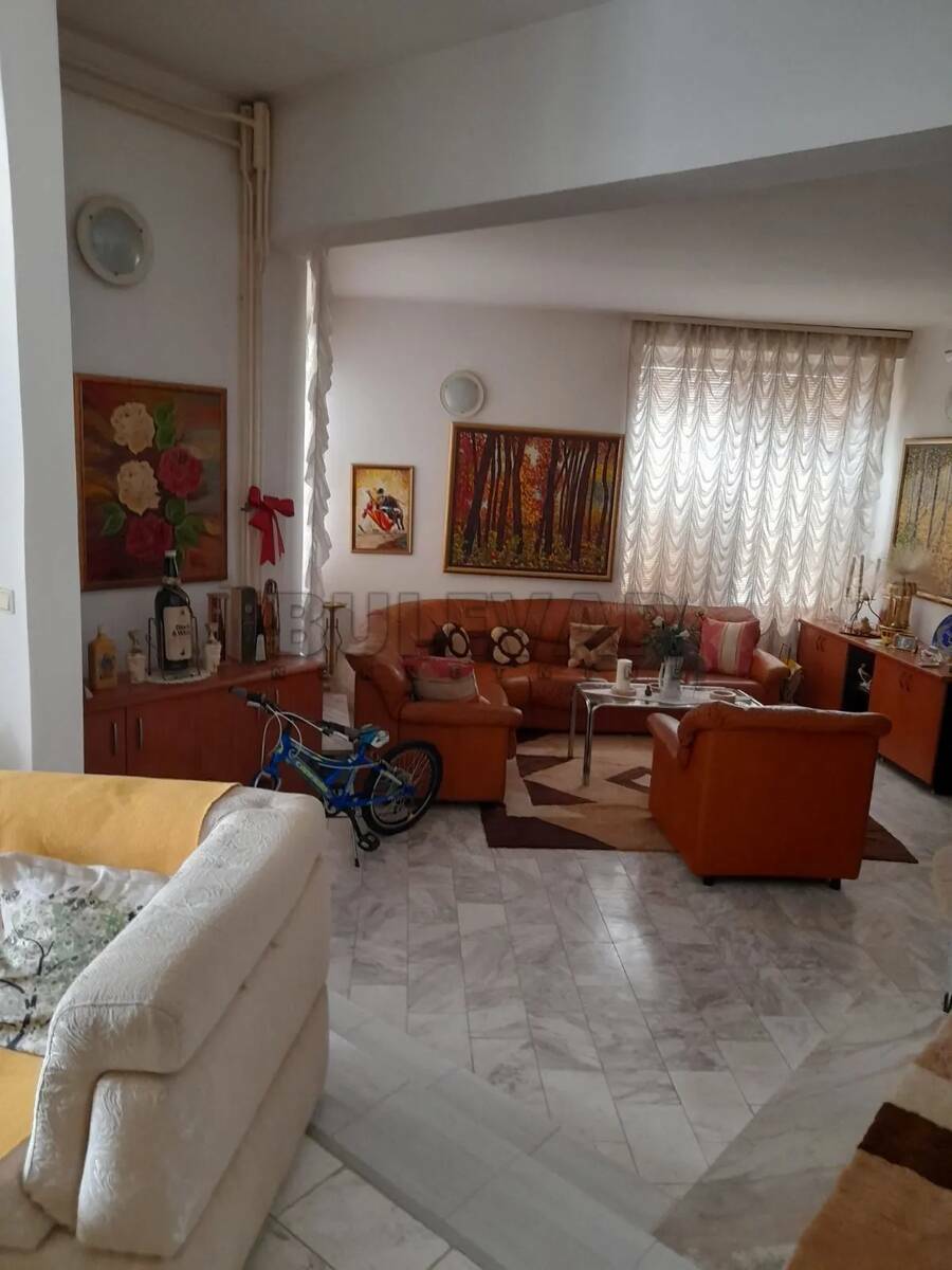 Poslovni prostor / Lokal, Leskovac – Bobište | Prodaja · 5500m² · 2.900.000€