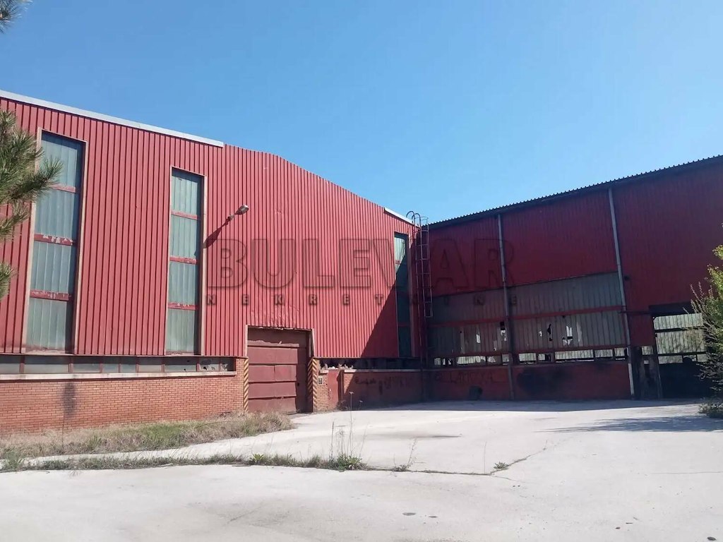Poslovni prostor / Lokal, Žitorađa – Žitorađa | Prodaja · 9300m² · 1.700.000€
