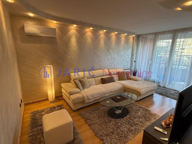 LUX 3.0 kod Arene | 80m² | 2 Kupatila