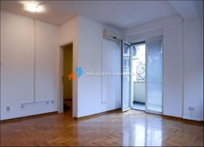 Izdavanje, Stan, Južni bulevar