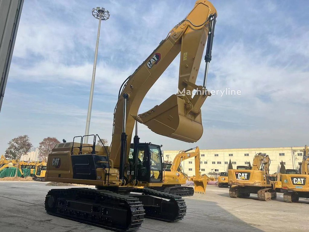 Novi Caterpillar 352 Brand New bager guseničar
