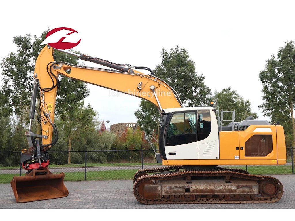 Liebherr R924 WLC | ROTOTILT R8 | BUCKET | bager guseničar