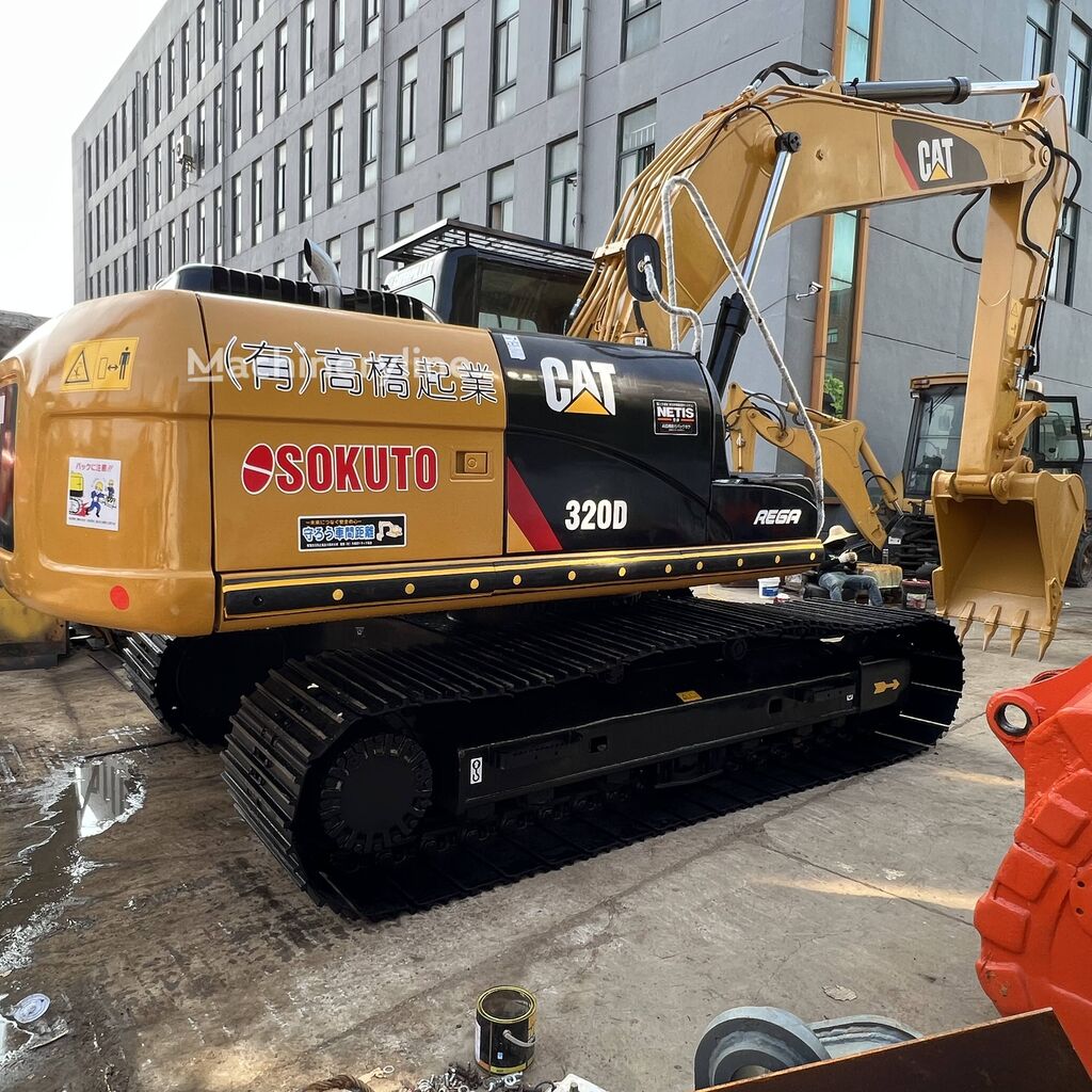 Caterpillar 320DL bager guseničar