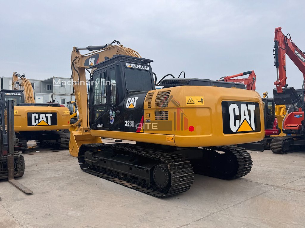Caterpillar 323DL bager guseničar