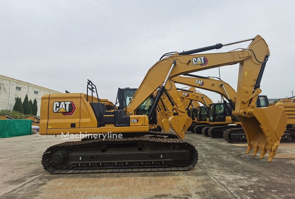 Novi Caterpillar 330 bager guseničar