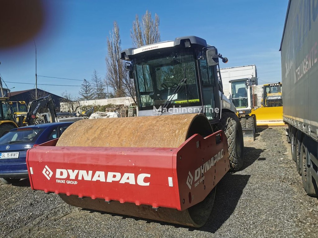 Dynapac kompaktor s jednim valjkom