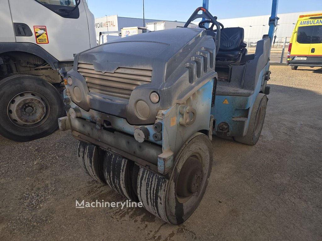 Hamm HD14 TT pneumatski valjak
