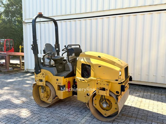 Caterpillar CB2.7 mali valjak
