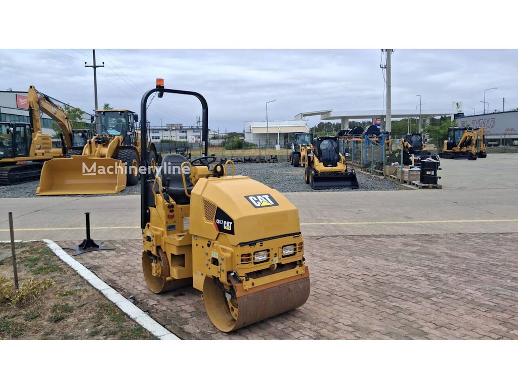 Caterpillar CB1.7 mali valjak